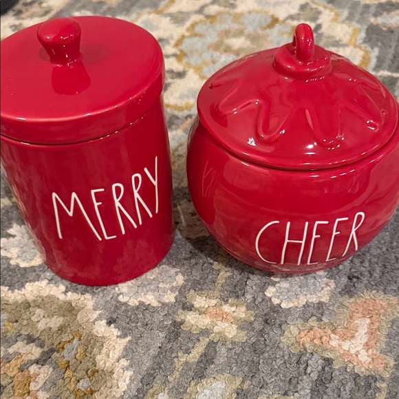 Rae Dunn | Holiday | Rae Dunn Red Holiday Canister Set Merry Cheer ...